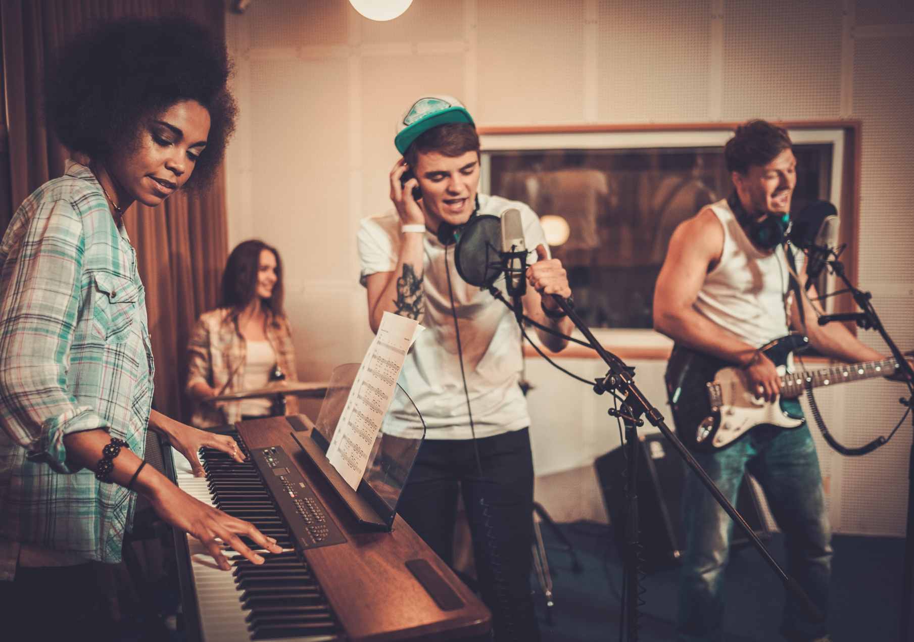 Shine Music Rental | Comenzar o unirse a una banda: ¡Todo lo que ...